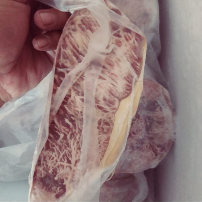 Jual Sirloin / Striploin Beef Wagyu Meltiq - 100 Gram | Shopee Indonesia