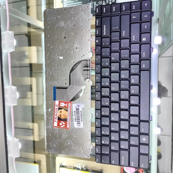 Jual KEYBOARD LAPTOP DELL INSPIRON 4010 BARU netcom -JP | Shopee Indonesia