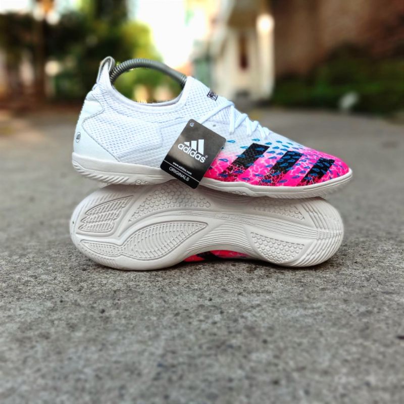 Jual Sepatu Futsal Boot Adidas Predator Putih Pink Free Kaoskaki ...