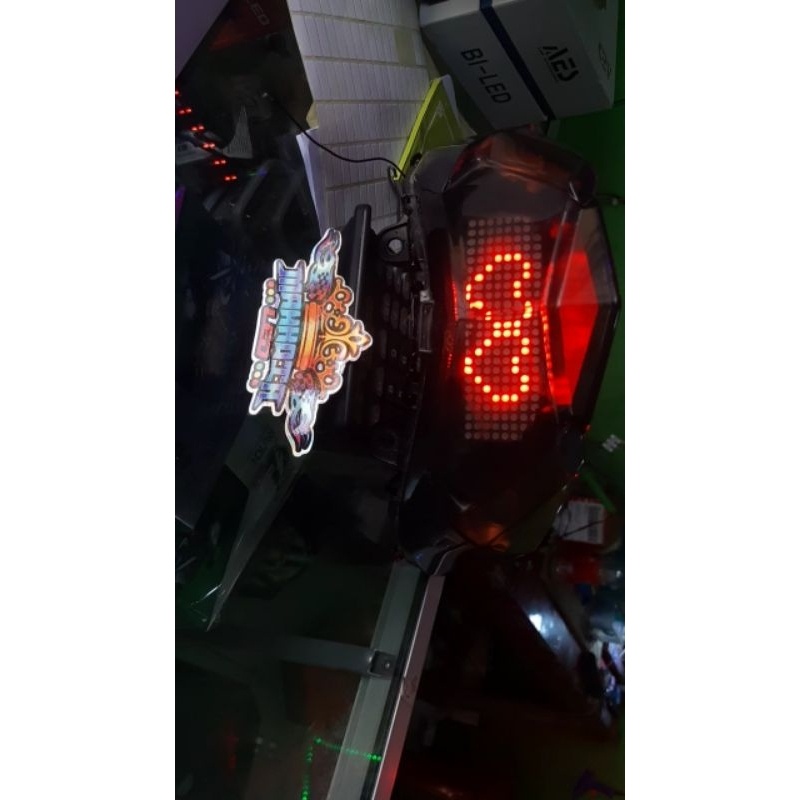 Jual STOPLAMP RUNNING TEXT vario 125 150 led old Lampu Rem Animasi LED ...