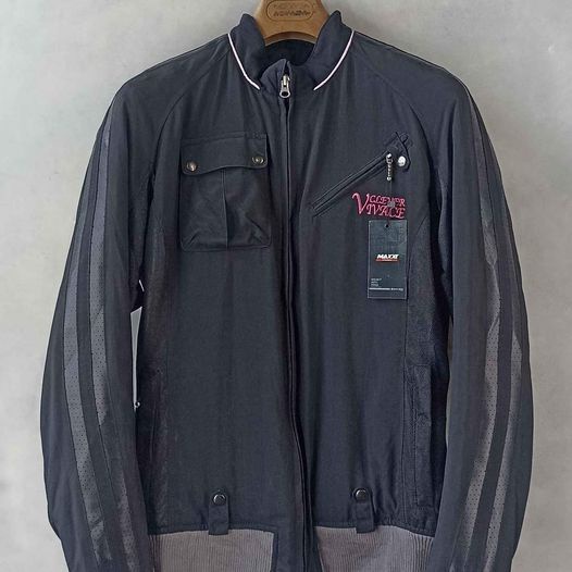 Jual Jaket motor clever - Jacket riding - BB (55kg-60kg) | Shopee Indonesia