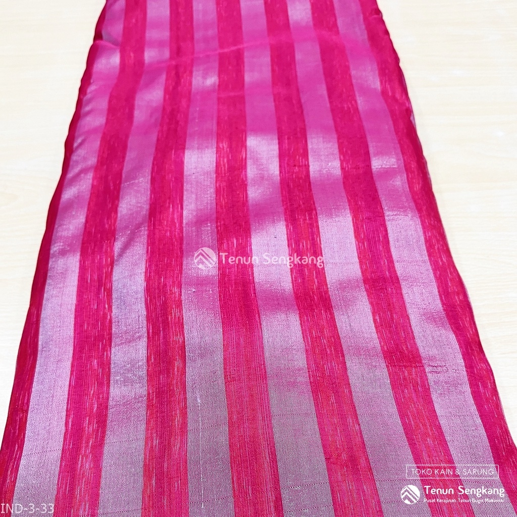 Jual Kain Tenun Bujur Ikat Sutra Bugis Makassar Pink Fanta Salem - Tenun Sengkang IND-3-33 ...