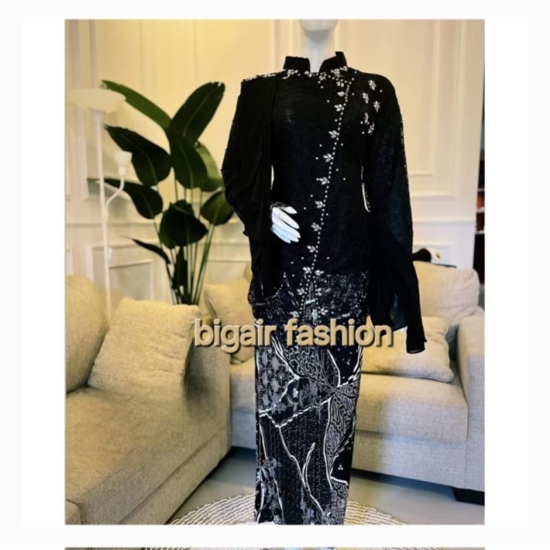 Jual lilie>Kebaya Janggan ARUMI kebaya jeng yah kebaya wisuda KEBAYA ...