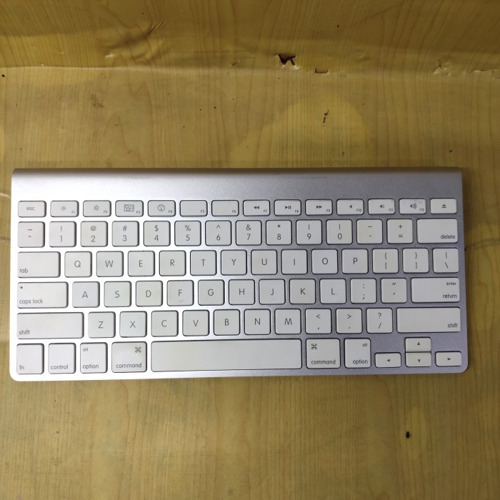Jual Magic Keyboard Apple Gen 1 A1314 Original | Shopee Indonesia
