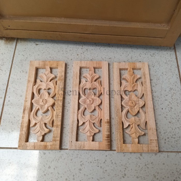 Jual Loster Ukir Kepingan Roster Kayu Kusen Pintu Jendela Boven ...
