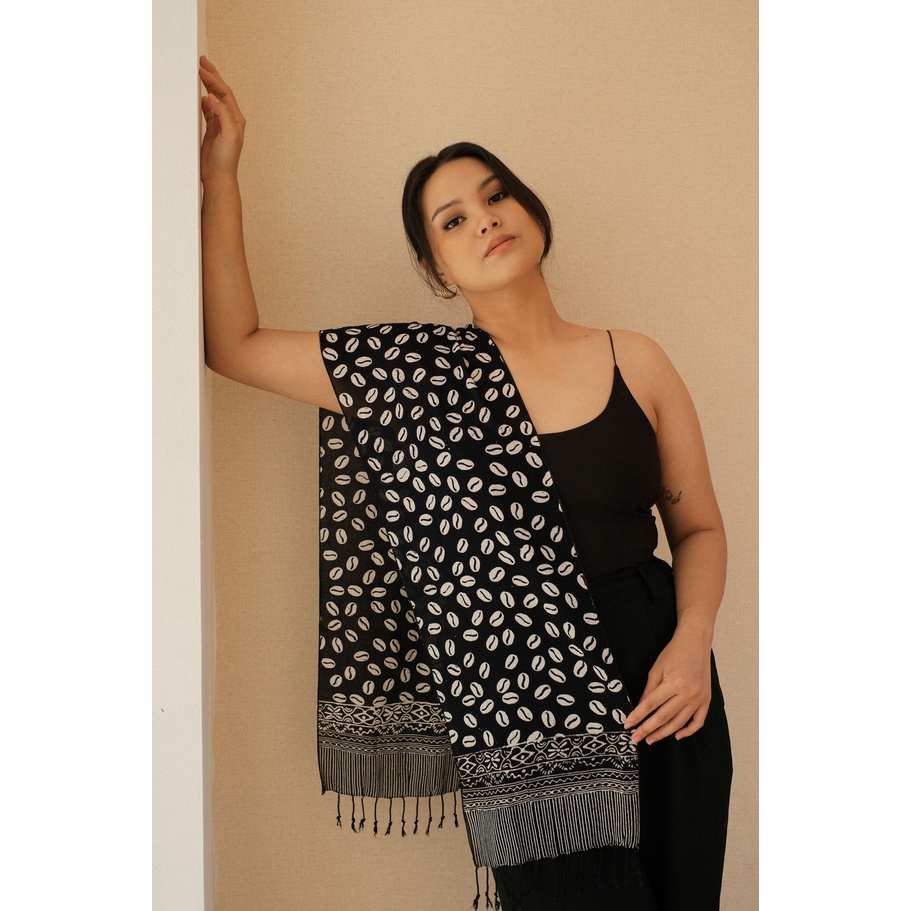 Jual BATIK RATU - Scarf Batik Biji Kopi Black | Shopee Indonesia