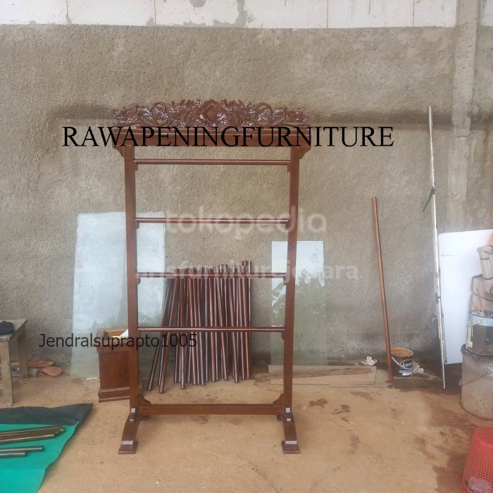 Jual gawangan kain batik kayu keras ukir Jepara, gantungan kain batik ...