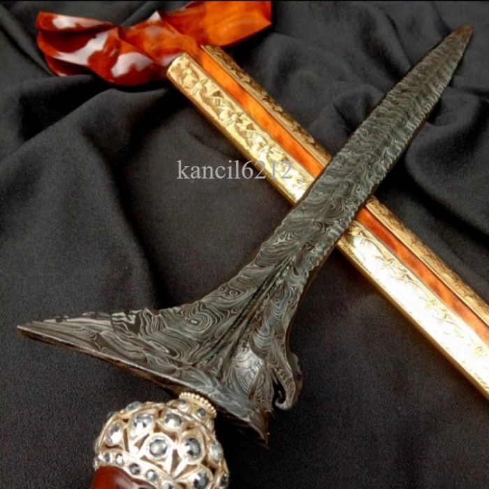 Jual Keris Sinom Robyong Pamor Lar Gangsir Tangguh PB X Elegan antik ...