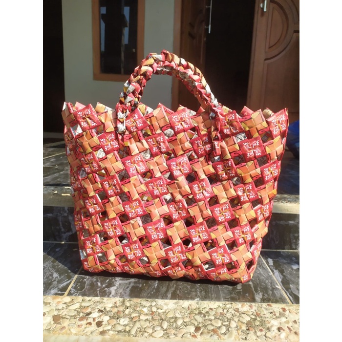 Jual tas daur ulang unik dari bungkus kopi tas belanja anti air & awet ...