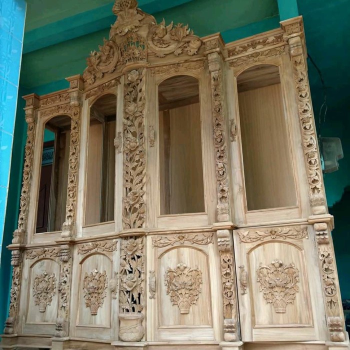 Jual BUFFET ALMARI KACA UKIRAN KLASIK MEWAH | Shopee Indonesia