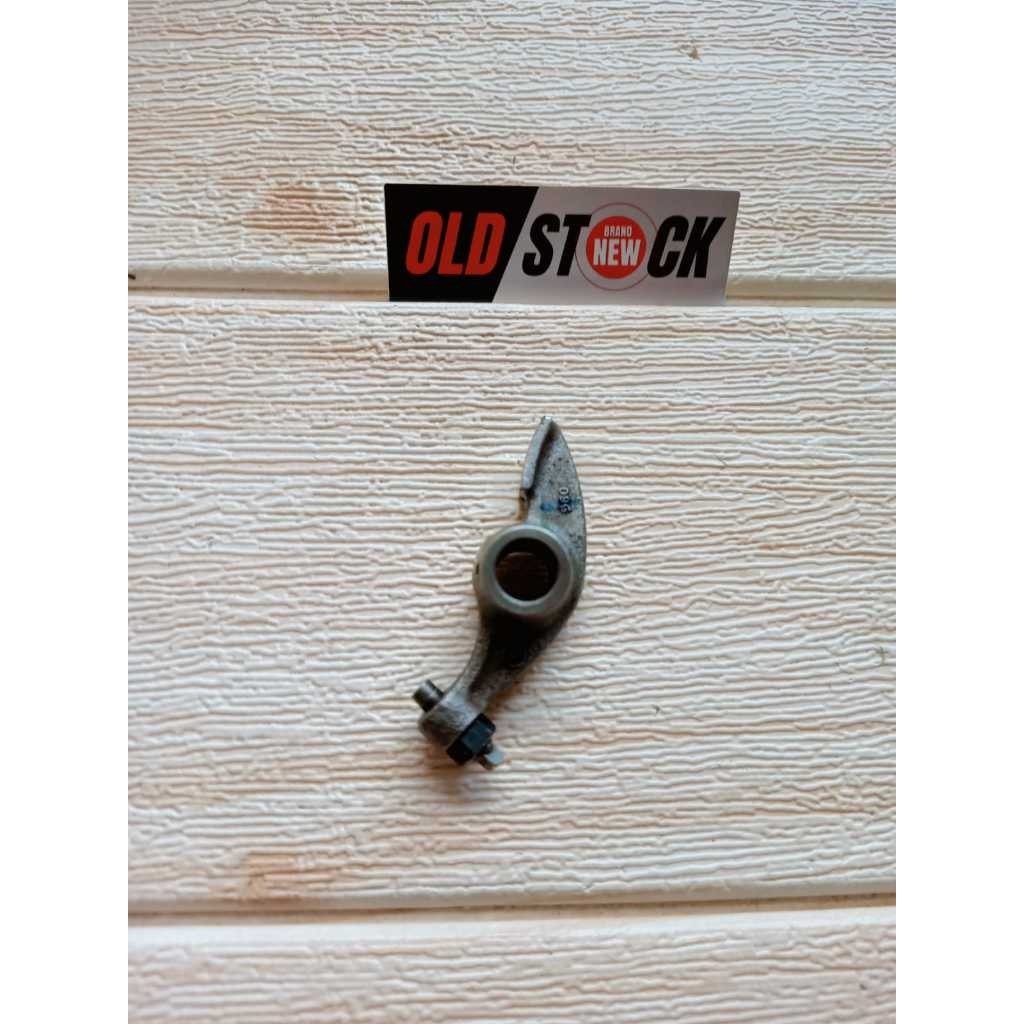 Jual COD PLATUK TEMPLAR KLEP ROCKER ARM ORIGINAL SUZUKI SMASH SMASH 110 ...