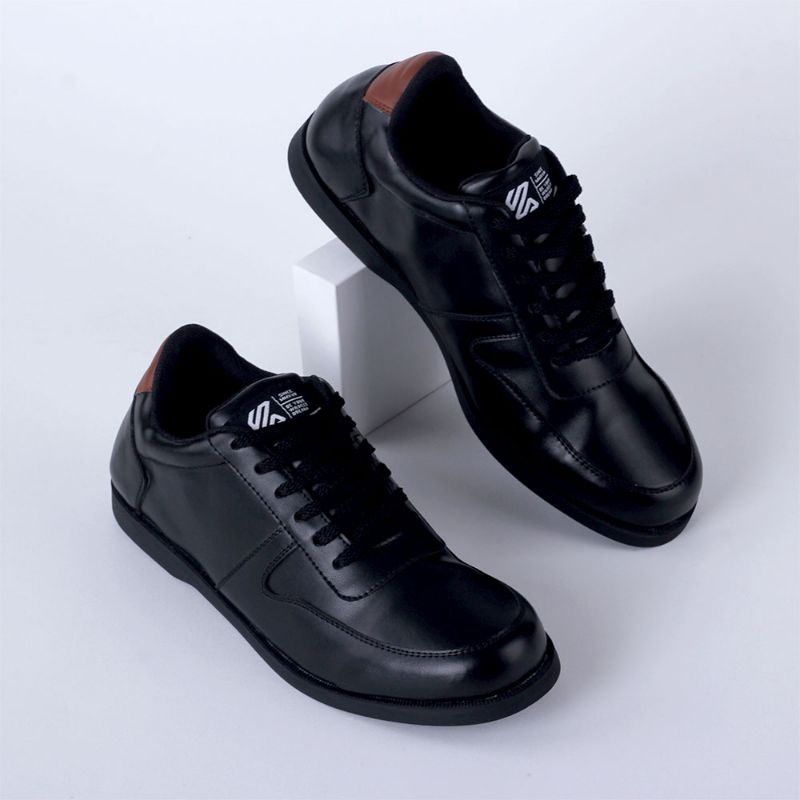 Jual MILS BLACK - Sepatu Sneakers Pria Pantofel Semi Formal Oxford Full ...