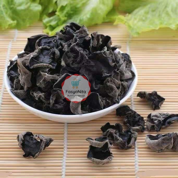 Jual Jamur Kuping Hitam Kering / Dried Black Fungus / Jamur Hitam berat ...