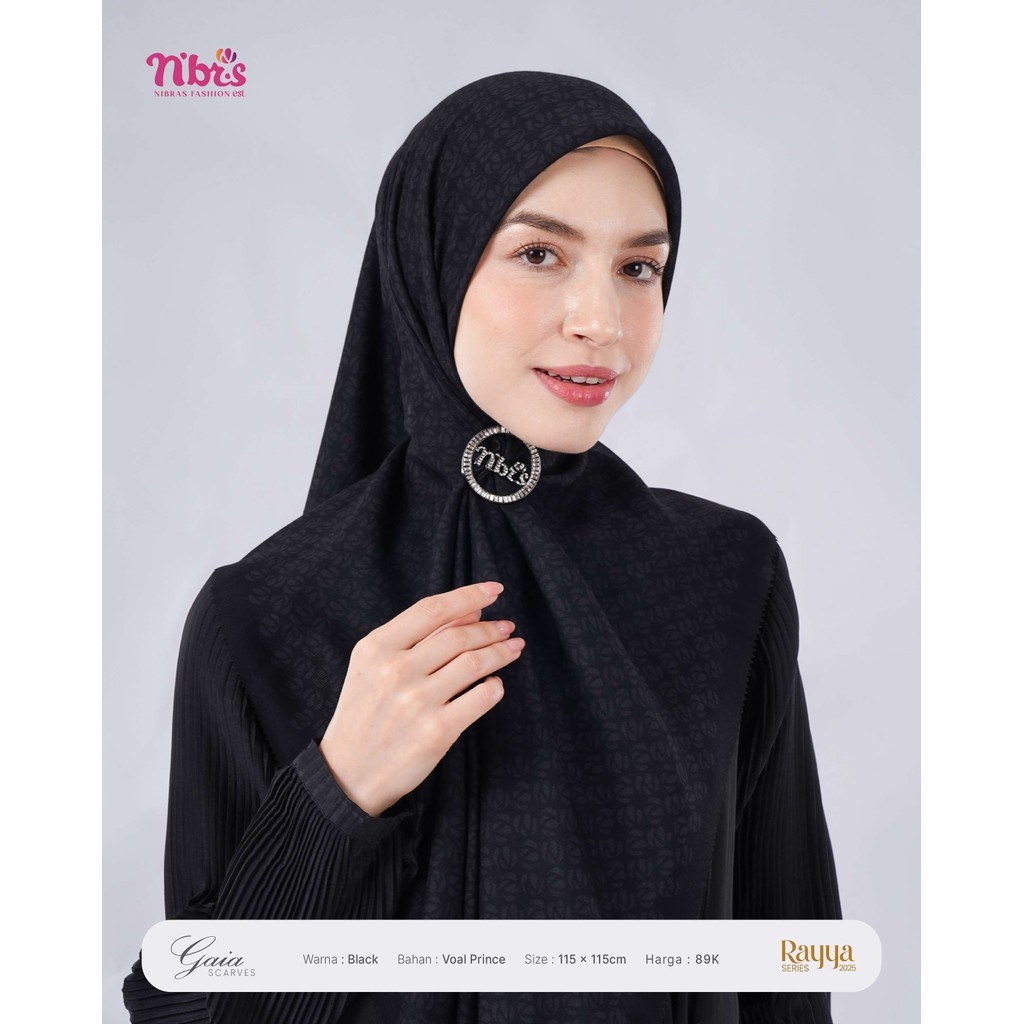 Jual Hijab Segiempat Motif Simple Gaia Scarves Scraf Premium Wanita ...