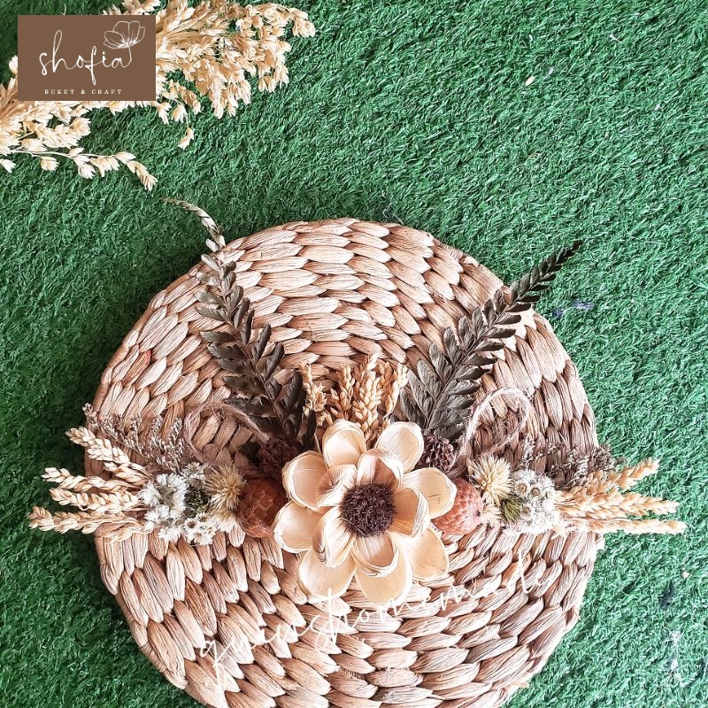 Jual Mini rangkaian bunga kering | Bunga mahar | Hiasan pojok mahar ...