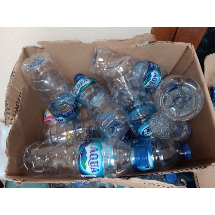 Jual Botol Kosong Aqua Bekas 600ml tutup bersih | Shopee Indonesia