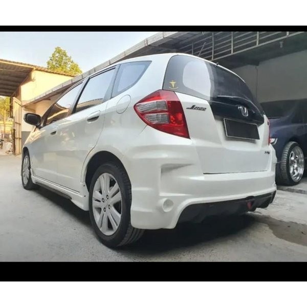 Jual Hot Del Bodykit Jazz 2004 2005 2006 2007 2008 Body Kit Honda Jazz Bodikit Honda Jazz Ge8 ...