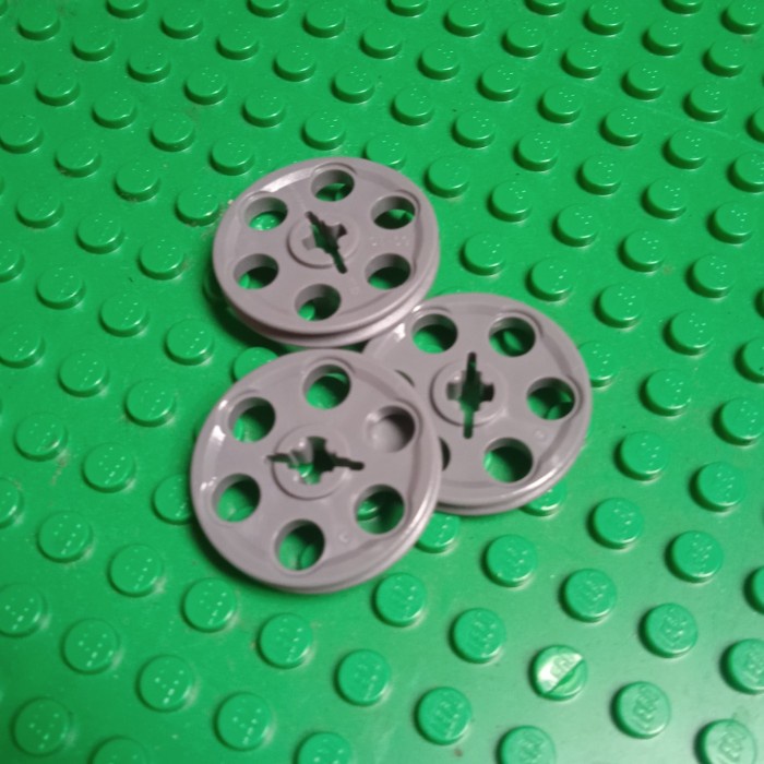Jual PROMO LEGO part lego technic lego wedge belt wheel ( pully ) lego ...