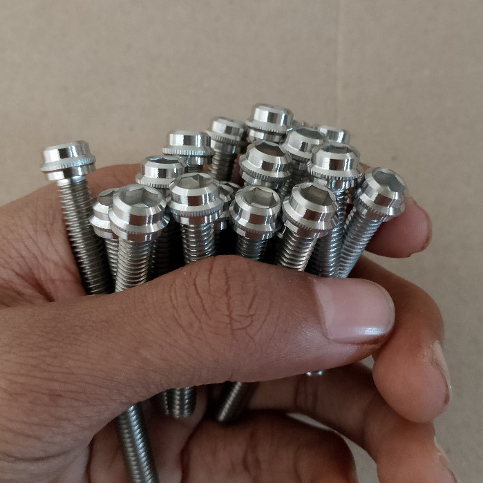 Jual baut blok calter kanan kiri gl mp tiger NEW MODEL stainless | Shopee Indonesia