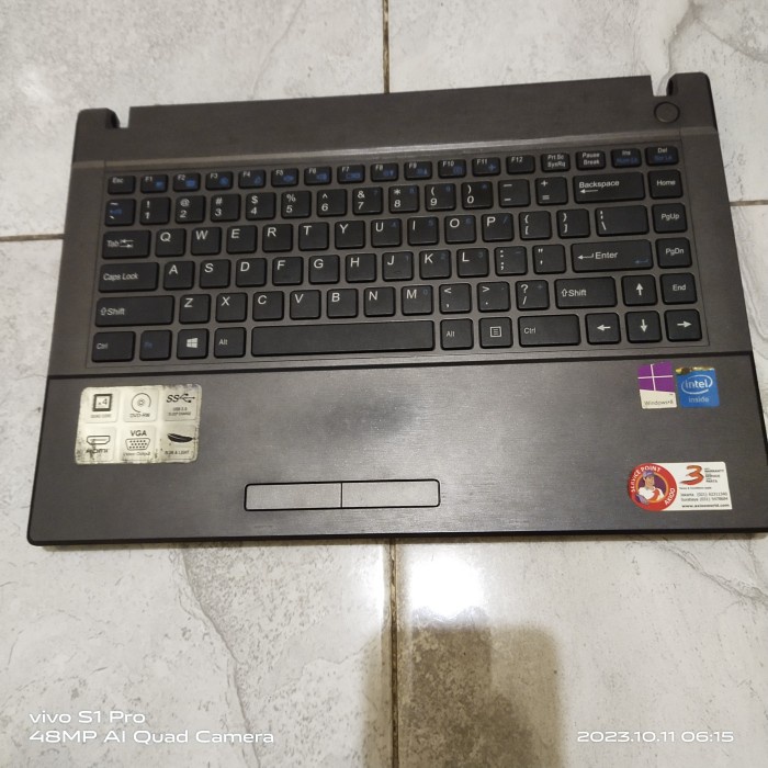 Jual Palmrest + bottom case Laptop Axioo neon W549TU / TNW | Shopee ...