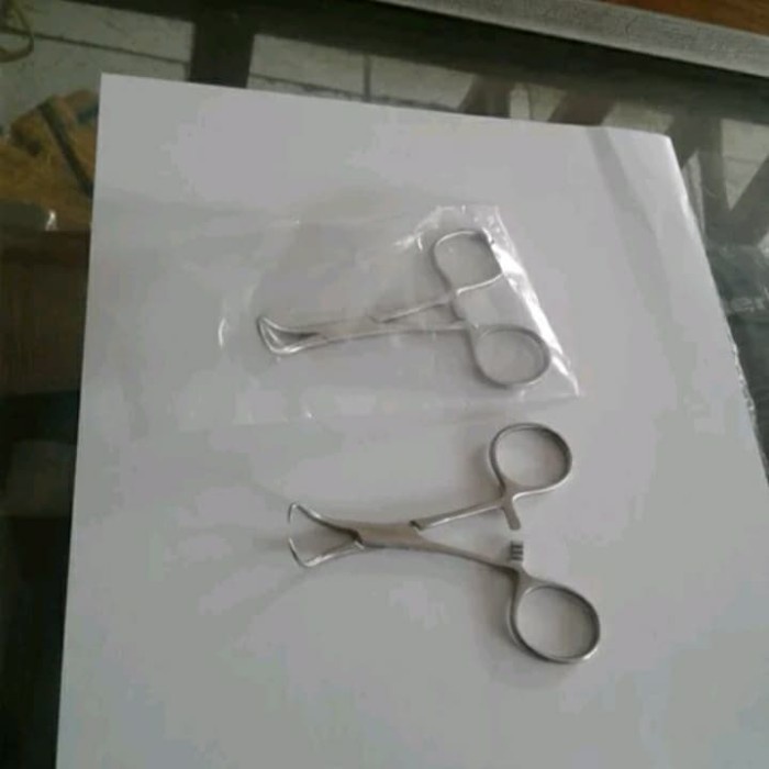 Jual duk klem towe clamp ukuran 9 cm | Shopee Indonesia