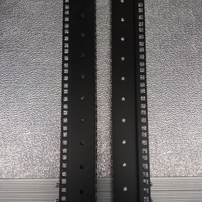 Jual SY86 Rack Mounting 16u - 71.5 cm Besi Model "U" - Flight Case ...