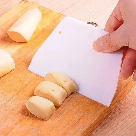 Jual Scraper - Alat Pemotong Adonan Kue / Roti Dough Cutter Serbaguna ...