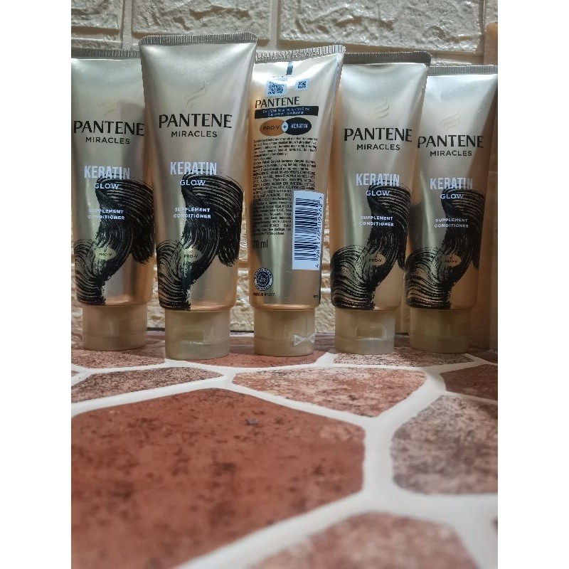 Jual Pantene Conditioner Gold Black & Glossy 70ml | Shopee Indonesia