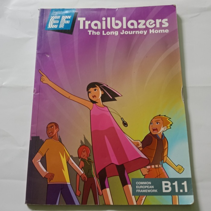 Jual Buku EF Trailblazers The Long Journey Home Book 6 | Shopee Indonesia