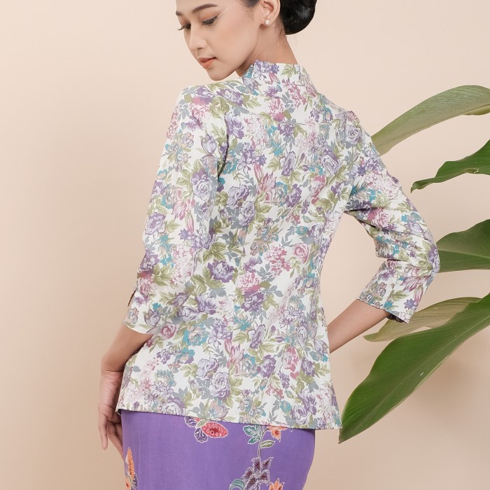 Jual Kebaya Kartini Flne Lengan 7/8 Meradelima Katun Jepang Ungu Hijau ...