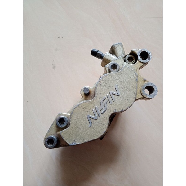 Jual Kaliper Nissin kepala babi rem cakram bawah 4 piston | Shopee Indonesia