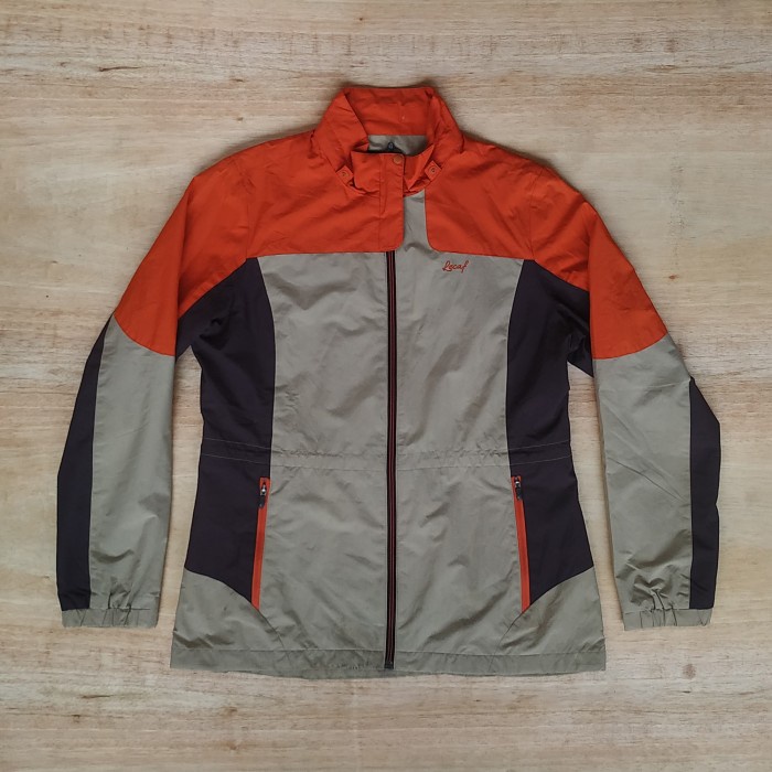 Jual jaket gunung cewek Lecaf windbreaker | Shopee Indonesia