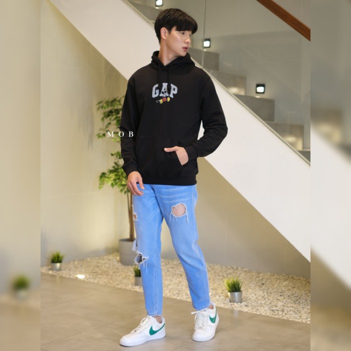 Jual Hoodie Gap x Disney Mickey Mouse Black Original - XXS | Shopee Indonesia