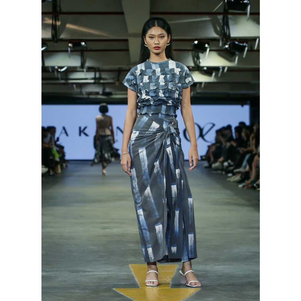 Jual Blue Bidadari Batik Skirt | Shopee Indonesia