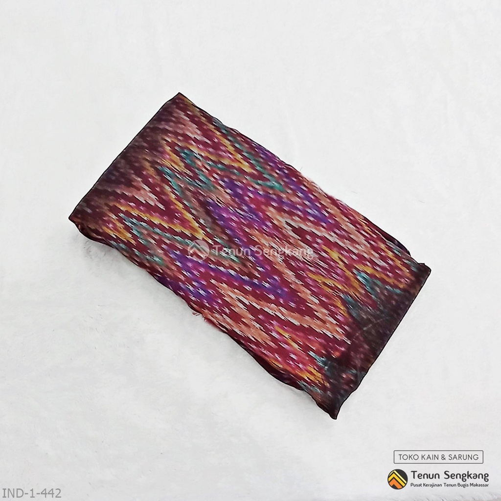 Jual Kain Tenun Ikat Sutra Bugis Makassar Marun - Tenun Sengkang IND-1-442 (Harga per 0,5 Meter ...