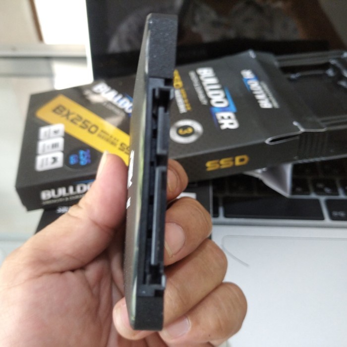 Jual SSD bulldozer SATA III new ready 128GB laptop 2.5" | Shopee Indonesia