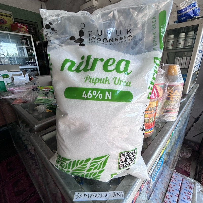 Jual Pupuk UREA Putih NITREA isi 5 KG Pupuk Penyubur Semua Tanaman | Shopee Indonesia