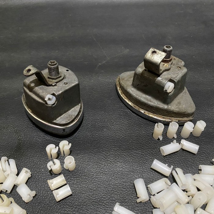 Jual Plastik fitting lampu speedometer vespa super sprint vbb jenong ...