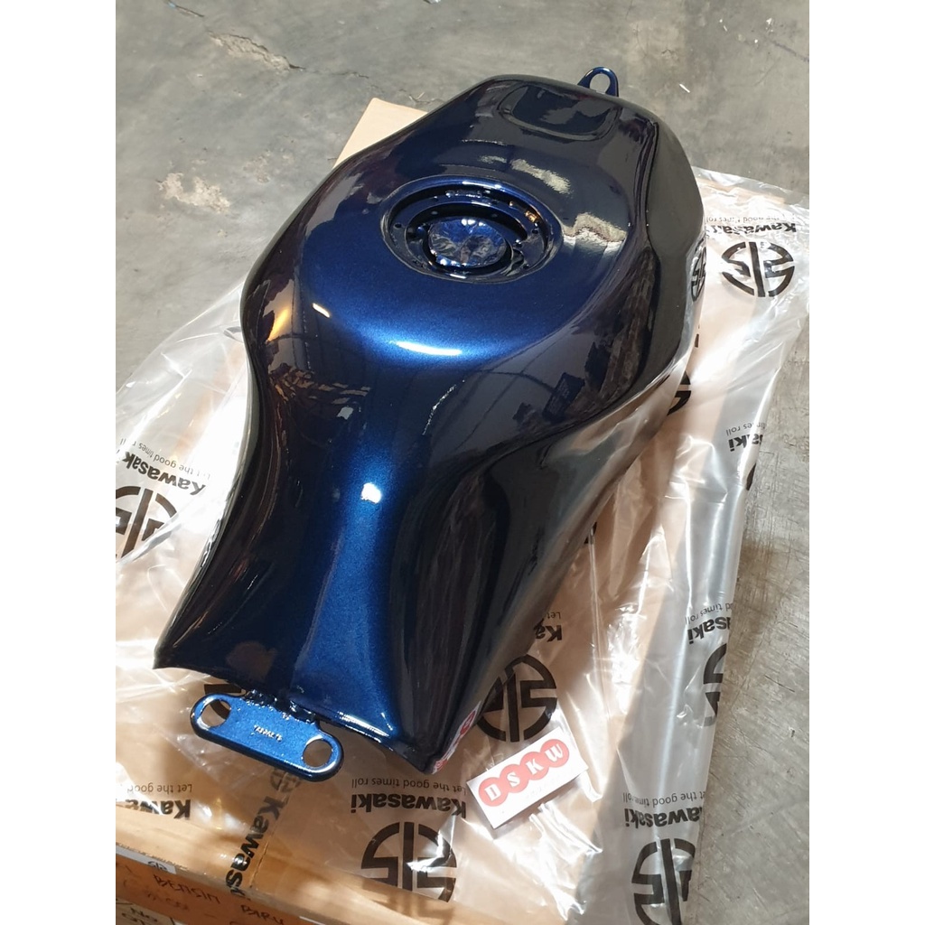Jual Tangki Biru Navy NINJA 150 RR KGP 51001-0857-20Y | Shopee Indonesia