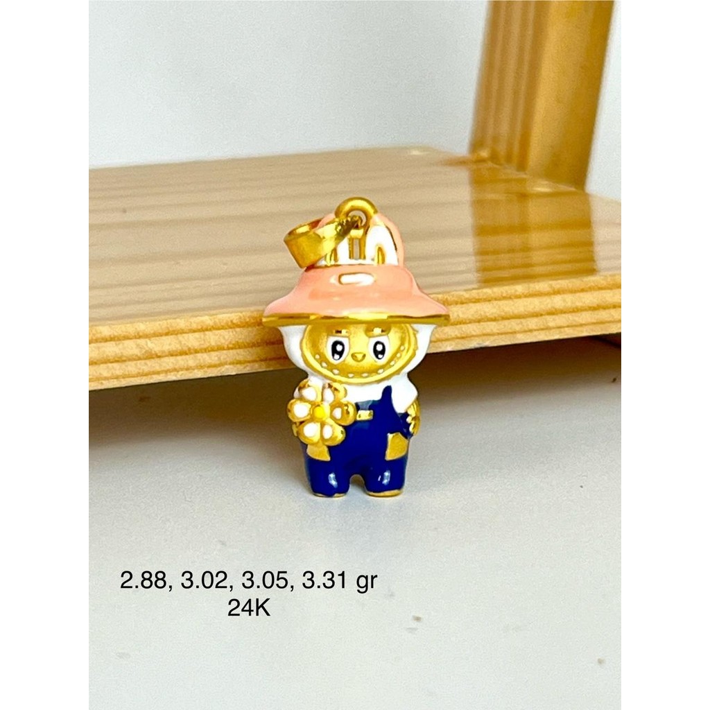 Jual Liontin / Charm Labubu Fall In Wild Emas 24k HK Hongkong 999% ...