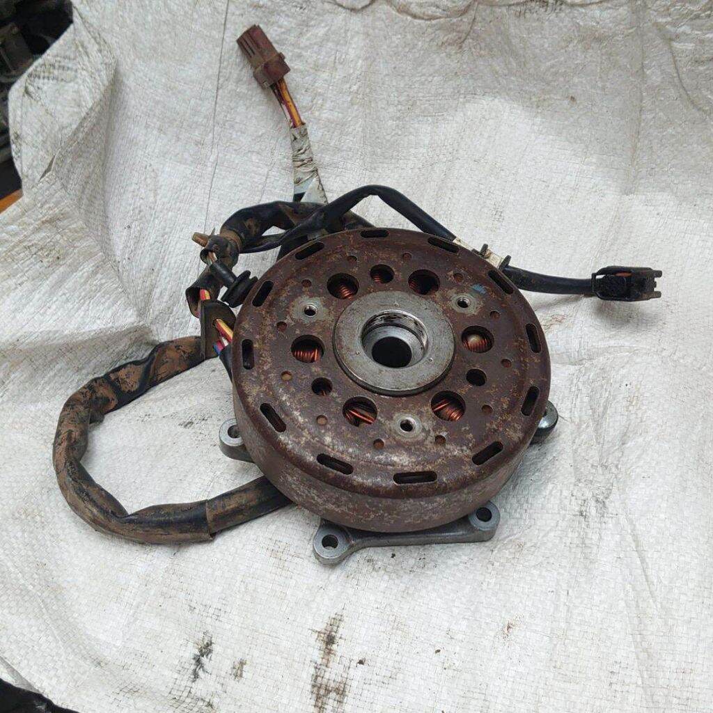 Jual Magnet Spul Vario 125 Fi PCX 125 Kode part KWN Original Copotan ...