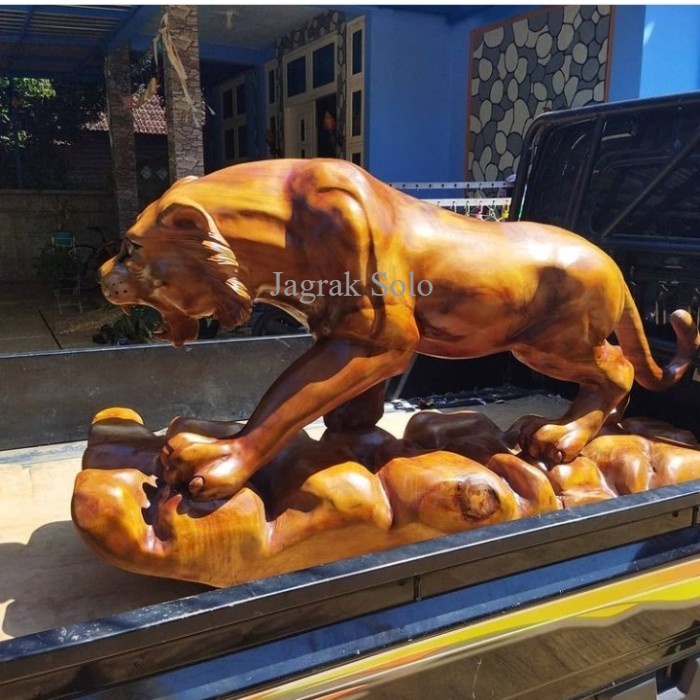 Jual Patung Macan Kayu Trembesi Utuh Panjang 130cm Natural Finish murah ...