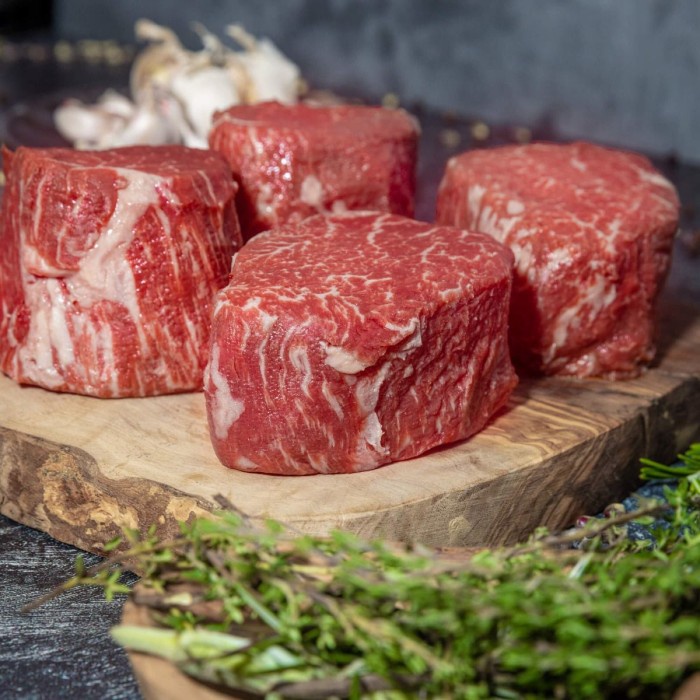 Jual Wagyu Beef Tenderloin Steak MB9 200gr | Shopee Indonesia