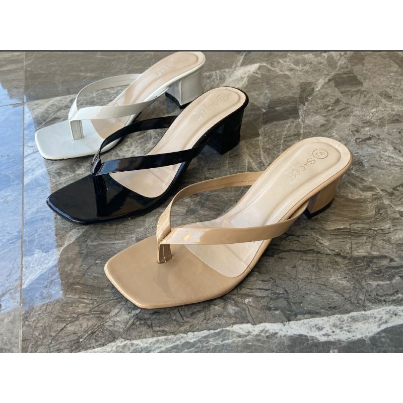 Jual SANDAL WANITA HELS HAK 5 CM,SENDAL WANITA JEPIT SIMPLE | Shopee ...