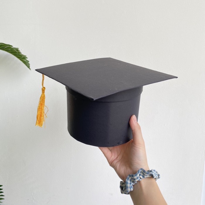 Jual Bloom Box Topi Wisuda / Graduation Kotak Bunga Bulat - Box 10x10 ...