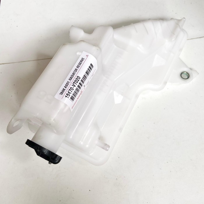 Jual Tabung Cadangan Air Radiator Assy Toyota 16470-VT020 Toyota Inova ...