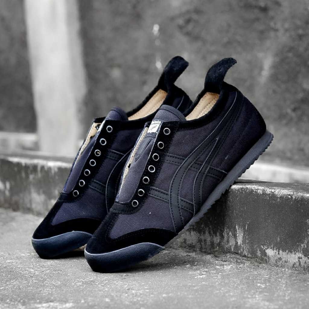 Jual Us Sepatu 0nitsuka Tiger Mexico 66 Slip On Full Black | Shopee ...