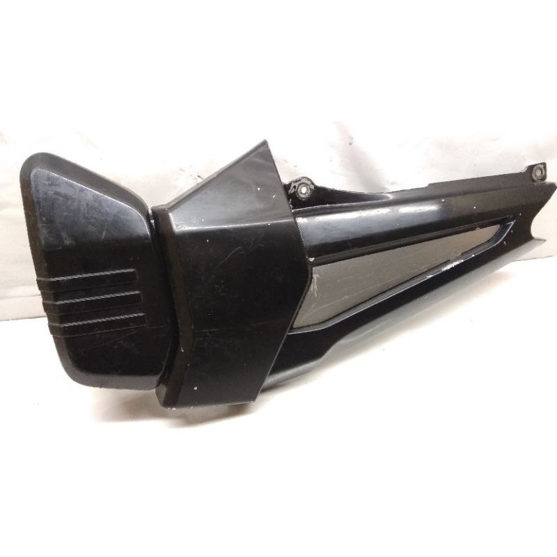 Jual Cover Tutup Aki Sayap Sebelah Kiri Yamaha Byson Bison | Shopee ...