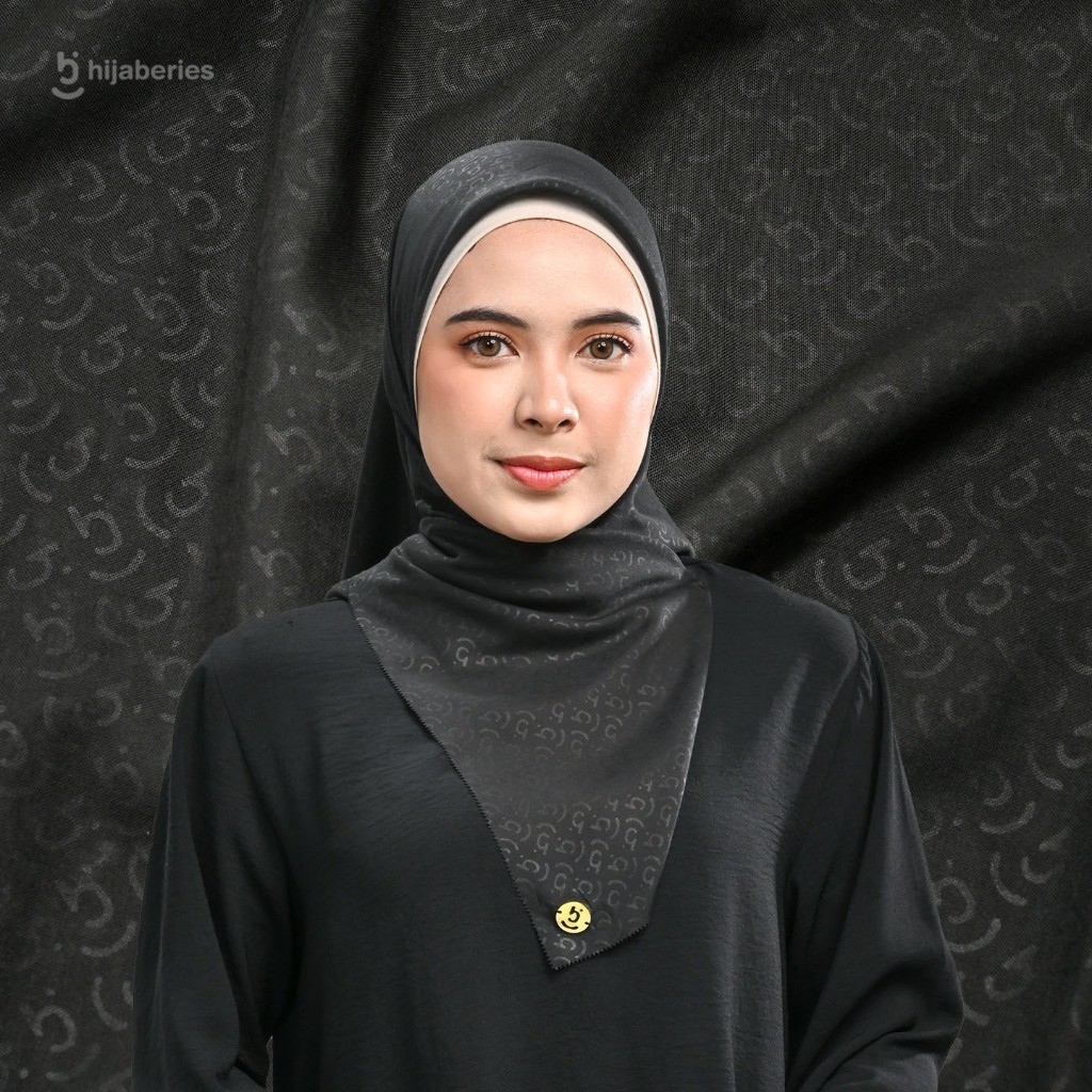 Jual WD40 Hijaberies Elegance Embossed - Monogram Series 2 & 5 (Hijab ...
