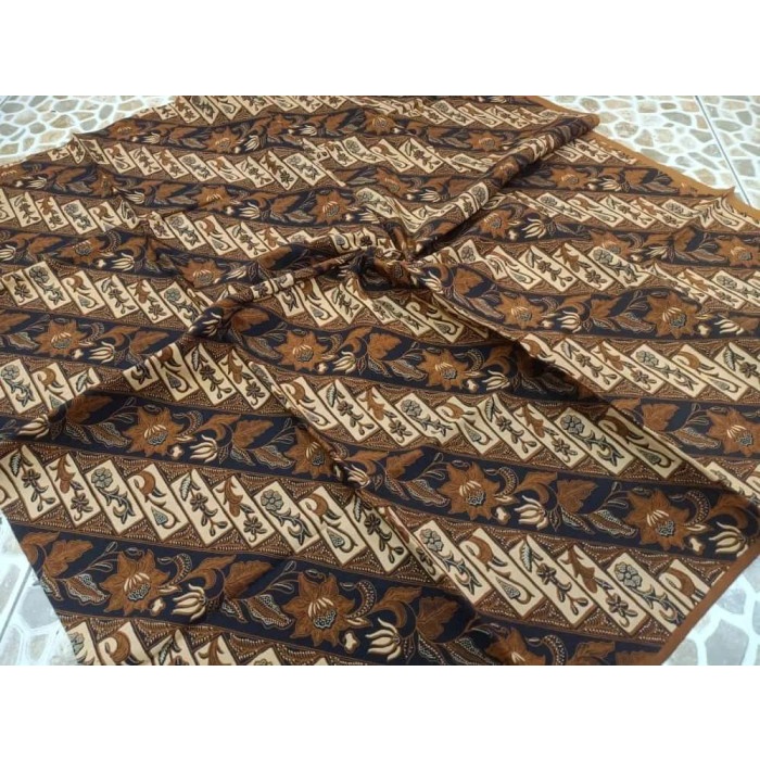 Jual Kain Batik SOLO (Bahan Paris) motif sogan seling | Shopee Indonesia